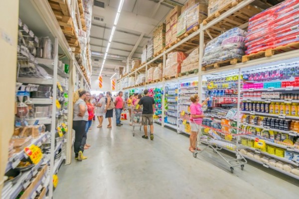 Atacarejo: Saiba o que é e como ele pode aumentar o seu faturamento - Lexos